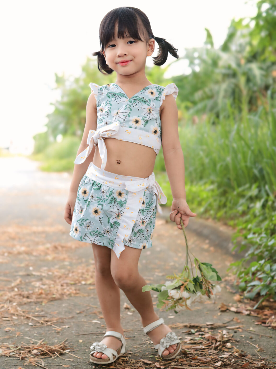 Laeliae - Twine Tree